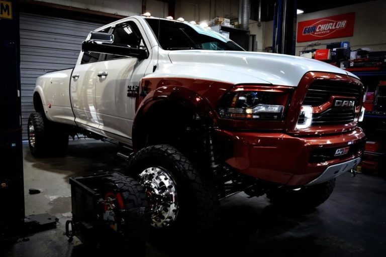 How to Lower a 1978–1993 Dodge Ram Charger D250/D350 with a 3–4" Drop Kit?